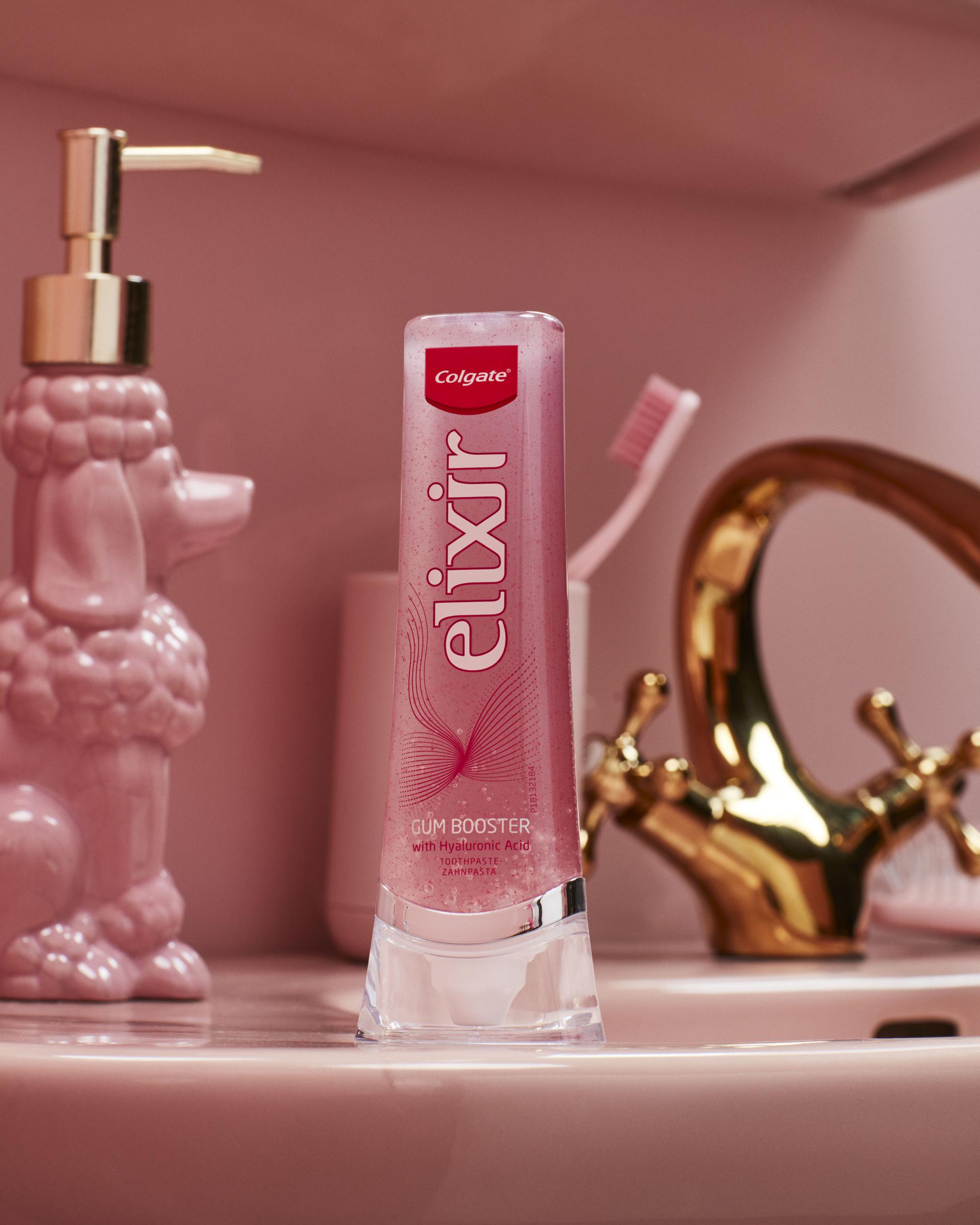 La nouvelle gamme Colgate Elixir est le centre d’attraction visuelle de ...